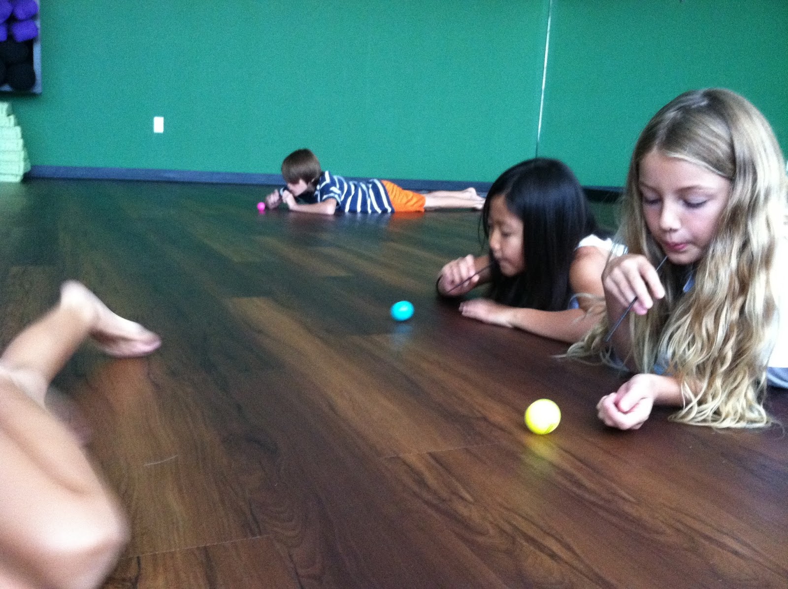 tinytoesyoga: ping pong push