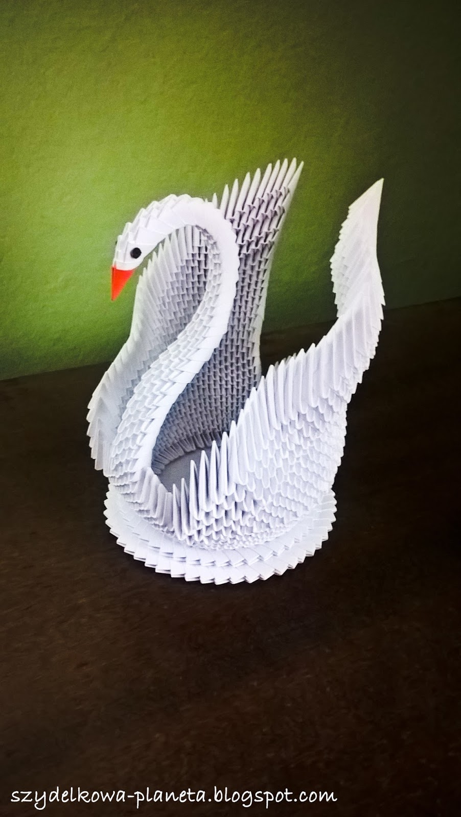 Szydełkowa Planeta: Czapencja i łabędź