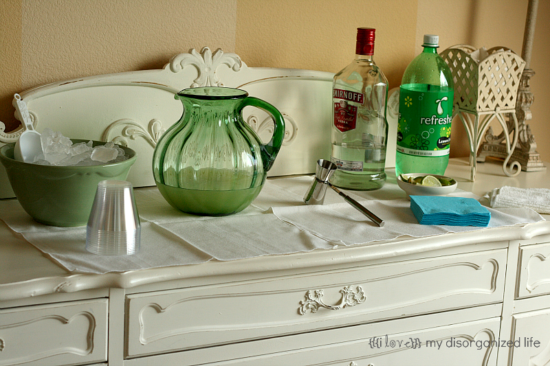 Lemon Drop Spritzer Bar for Parties - {i love} my disorganized life