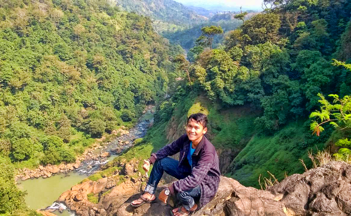 CURUG PUNCAK MANIK GEOPARK CILETUH SUKABUMI - Traveller Jampang