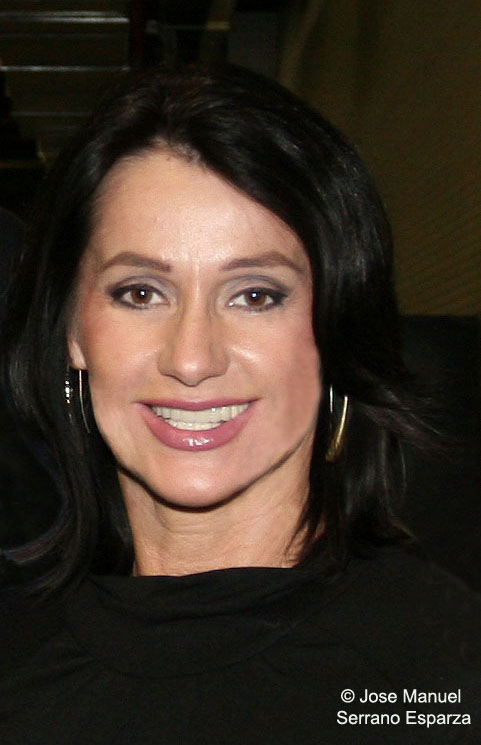 elrectanguloenlamano: NADIA COMANECI: THE QUEEN OF MONTREAL 76