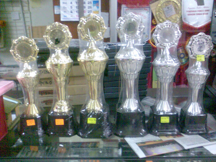 MEDAL & TROFI UNTUK SEMUA.: PIALA PUSINGAN KACA