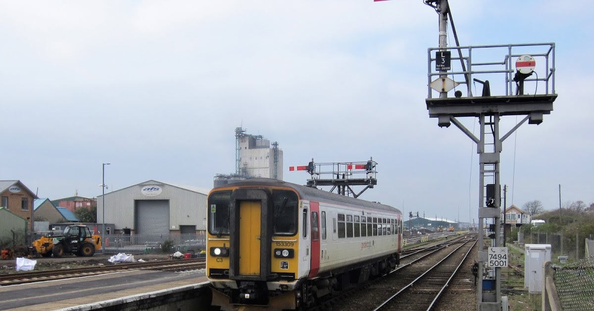 East Norfolk (and East Suffolk!) Bus Blog: Lowestoft Highlights