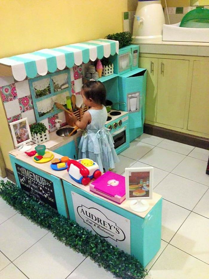 This mom created the ultimate dream kitchen for her kid out of ...