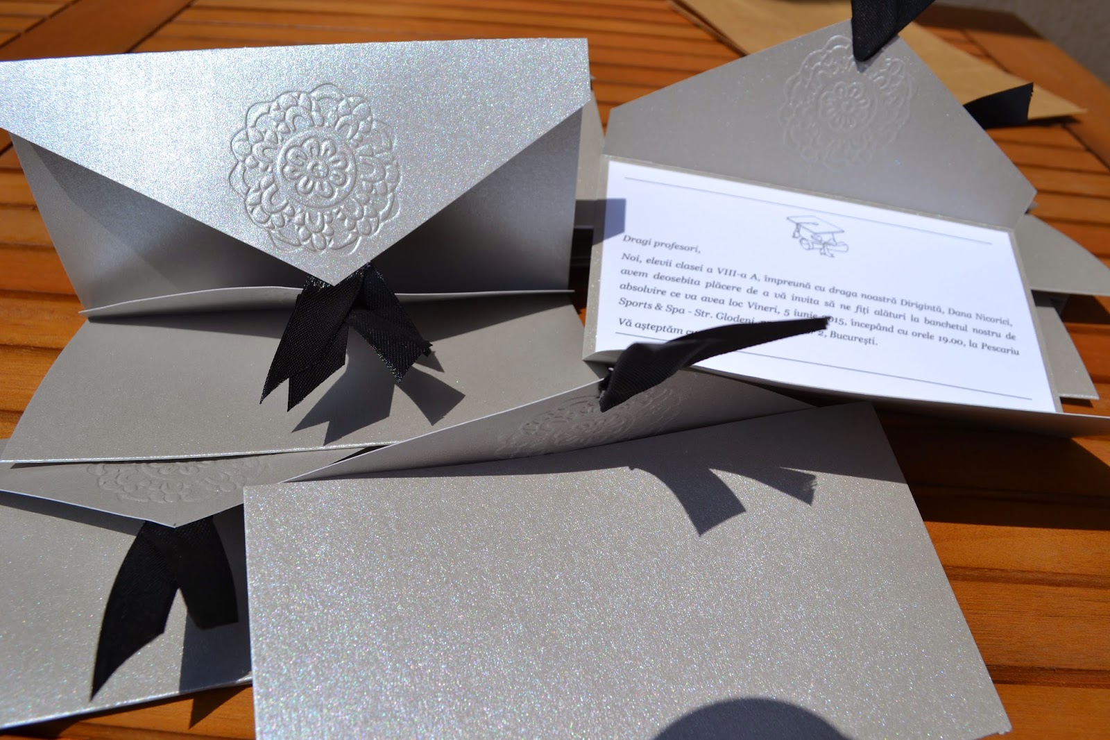 Chic Moments Decor : Invitatie banchet absolvire