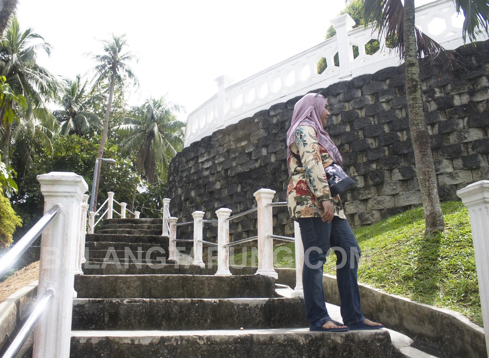 Mendaki Di Hutan Rekreasi Rumah Api Tanjung Tuan (Cape Rachado) Melaka