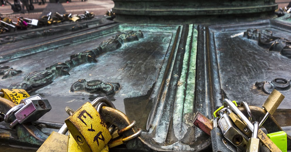 Photomecánico: Nunca sabremos quienes fueron E ó R