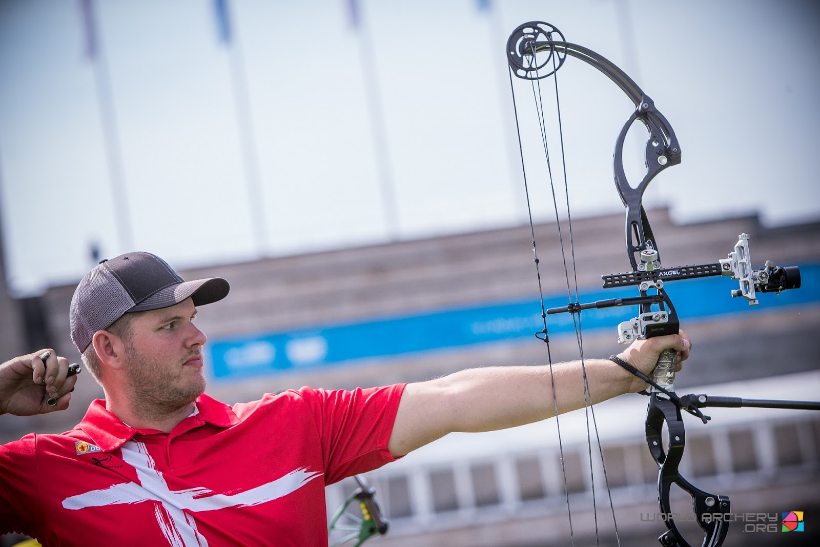 7 Bow Shooting Tips For Long Range Accuracy ~ Archeryhood