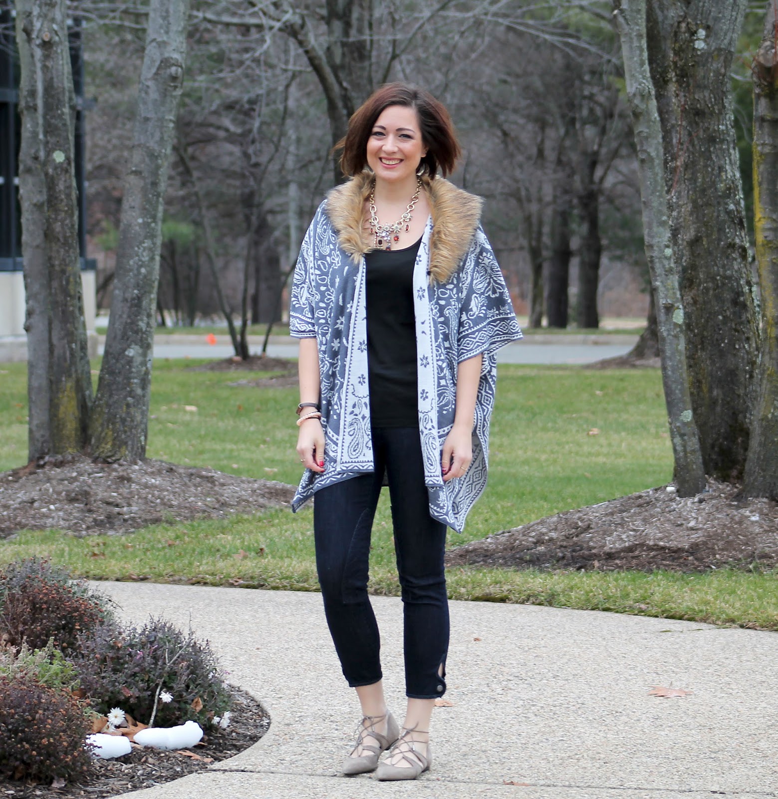 Casual with Cavender's & a Linkup - Monica Hayworth