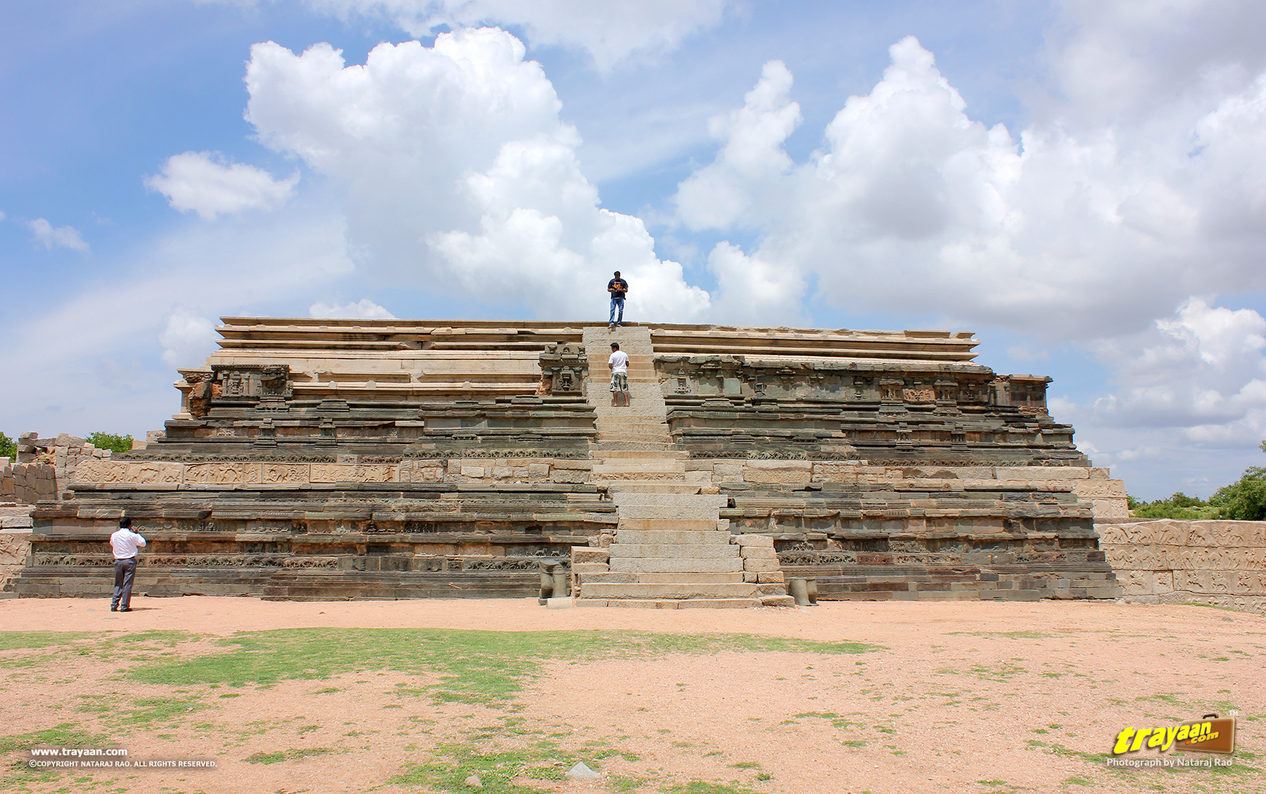 Hampi - Remnants and ruins of glorious Vijayanagara - Part 4 - Trayaan
