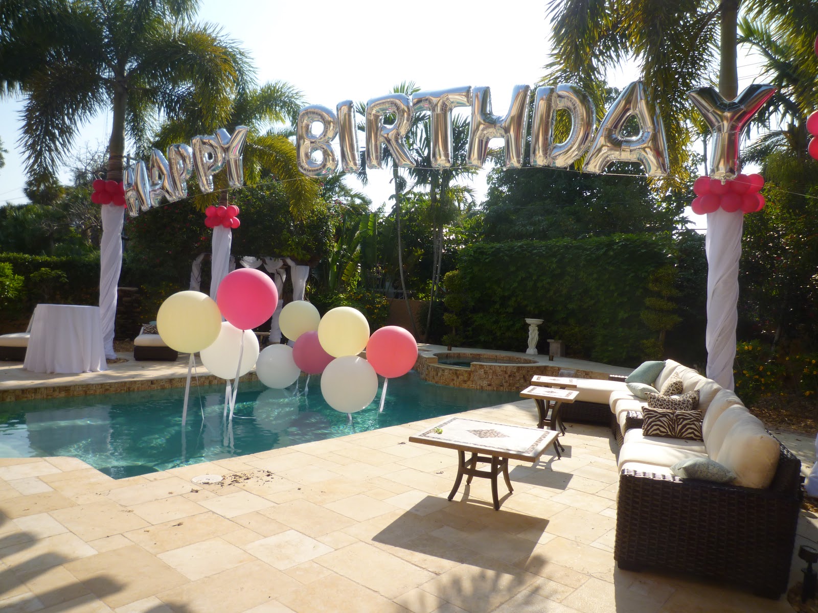 Best Performance In The Pool Decorations Swimming Pool Decorating Ideas best-performance-in-the-pool-decorations-swimming-pool-decorating-ideas