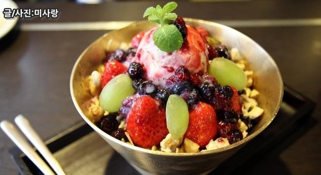 Tasty Patbingsu in Myeongdong Shopping Street