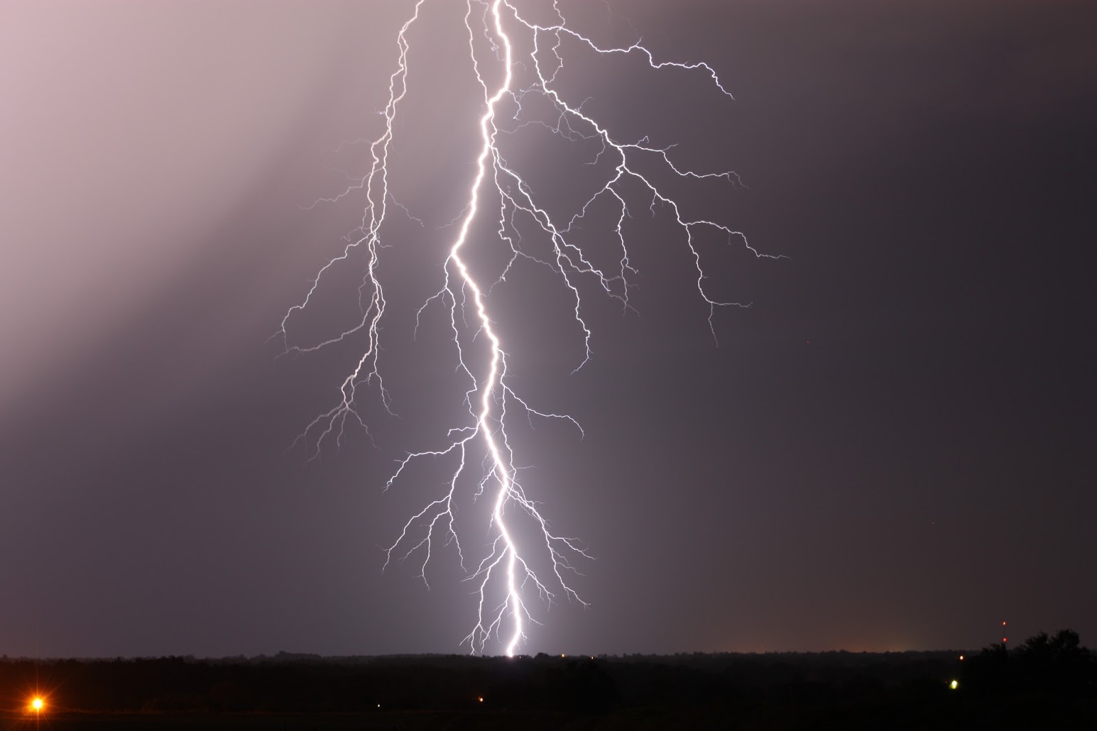 Lightning in India leaves more than 50 people dead