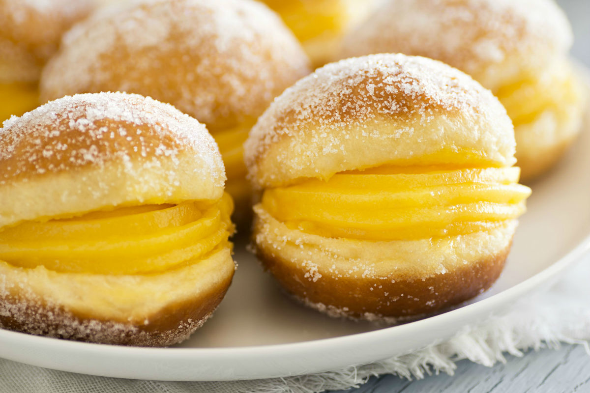 Traditional Portuguese desserts: Bolas de Berlim