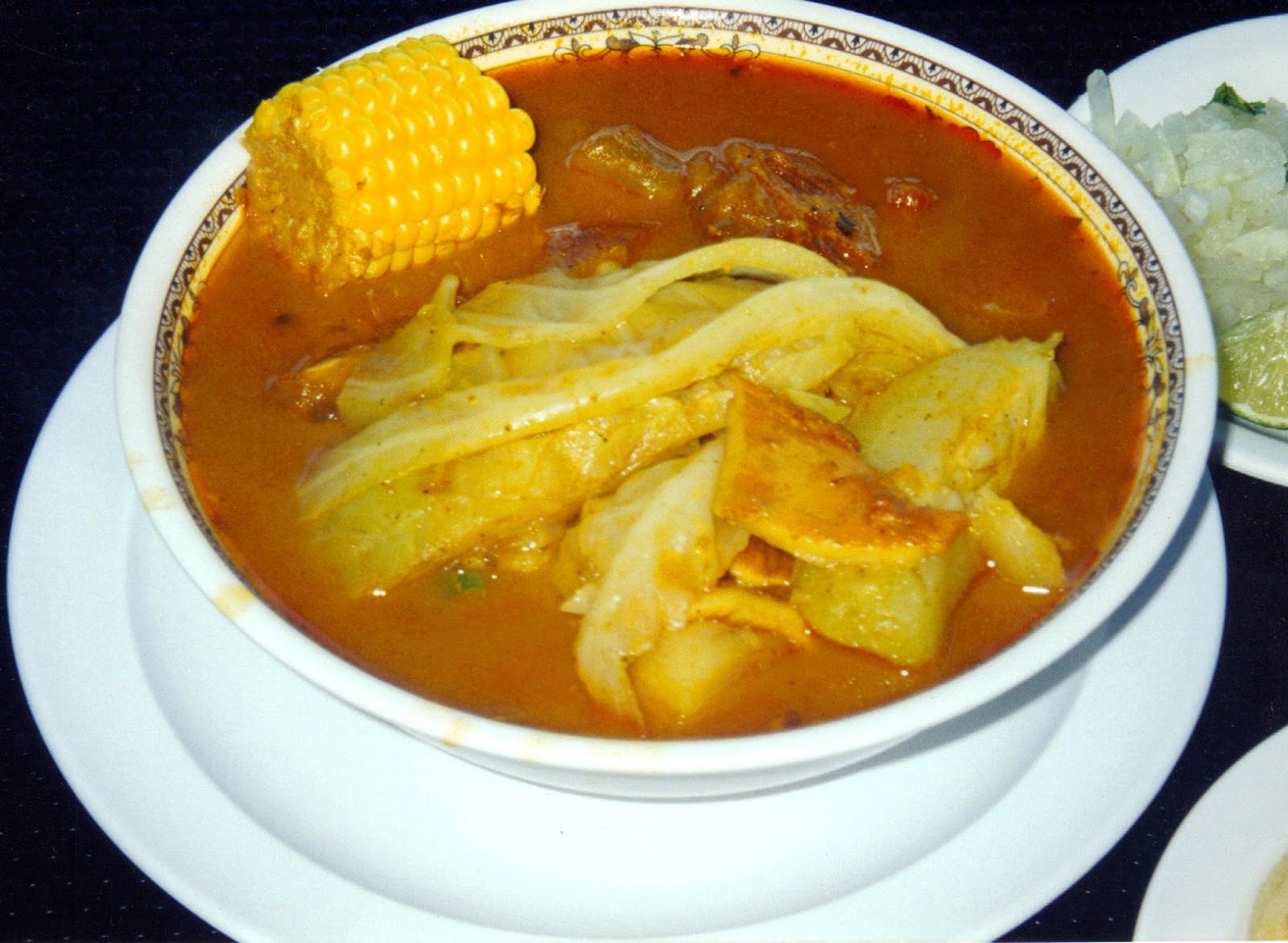 Sopa de Mondongo o Patas - El Salvador Región Magica