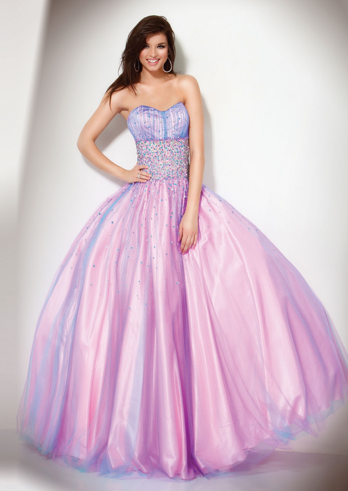 Share Like This: HQ Gorgeous Evening Dress Collection