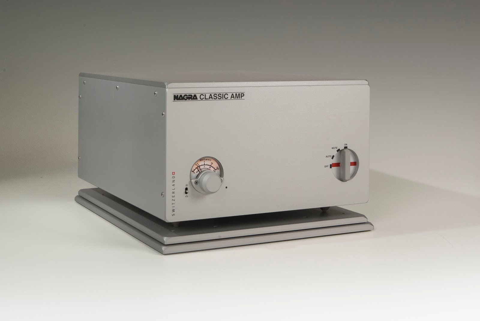 Nagra Classic Amp – M & S | Ultimate High-Fidelity