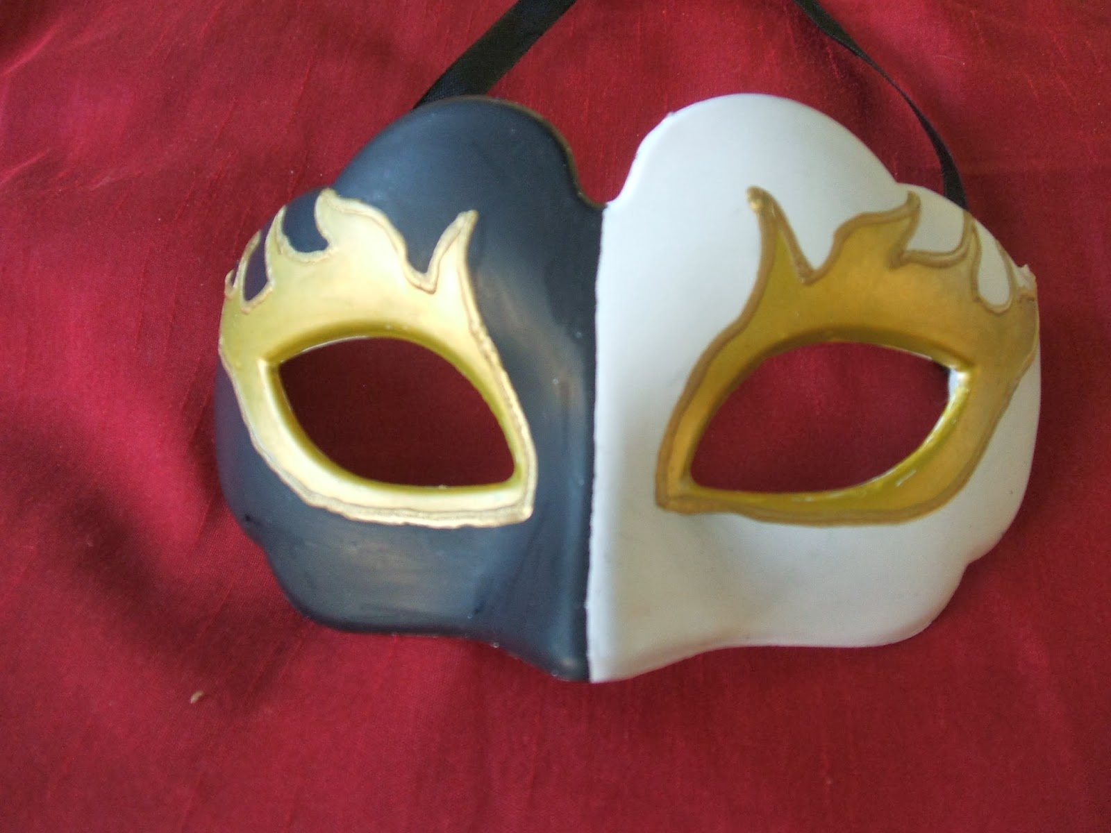 Pretty Half Masks