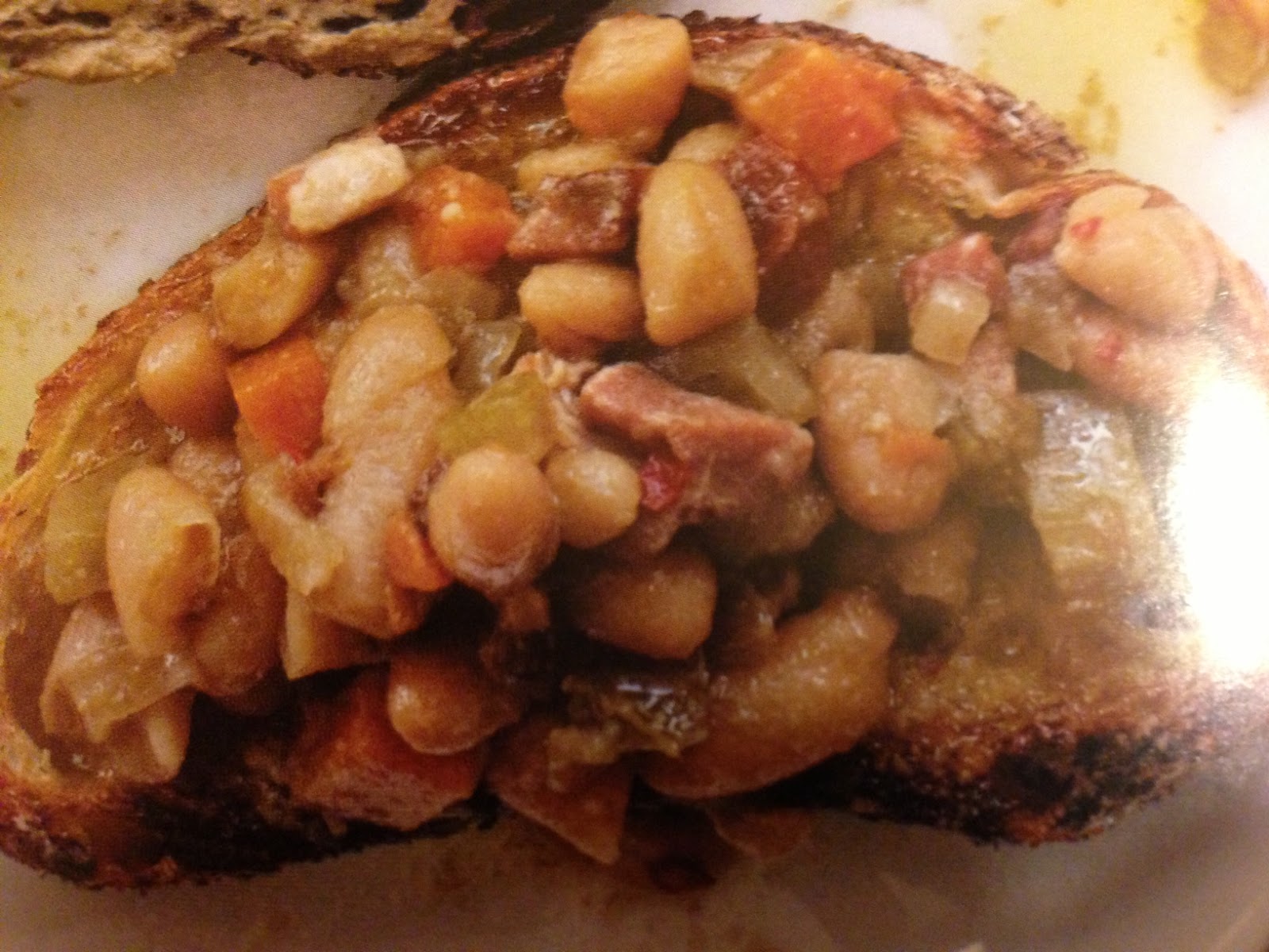 English breakfast with Baked Beans Toast ~ TakeItEasyCooking.com