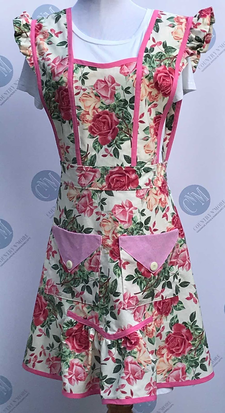 My Country Apron: Custom 1940's Rose Apron