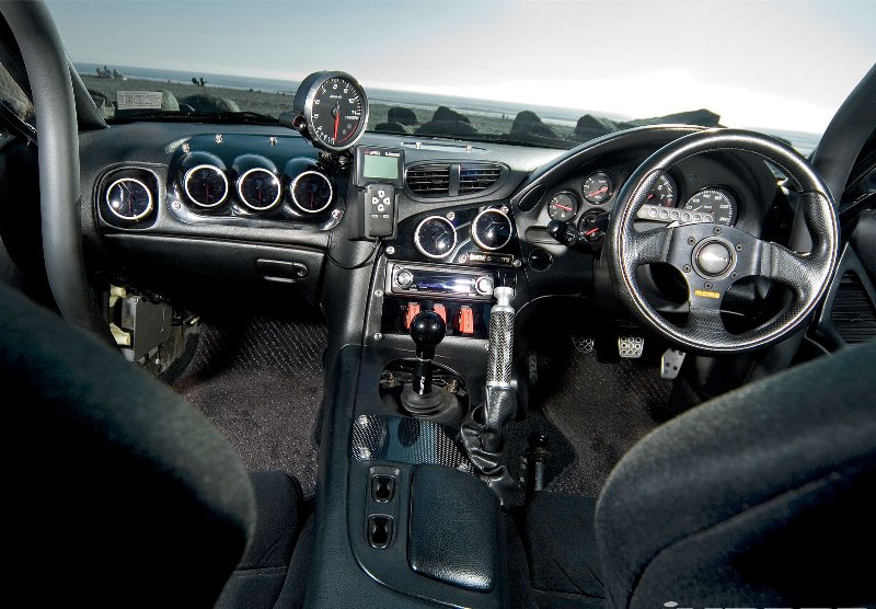 wheelerZworld: 1992 Mazda RX-7 - Black Ops