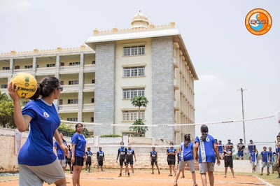 how to play throwball