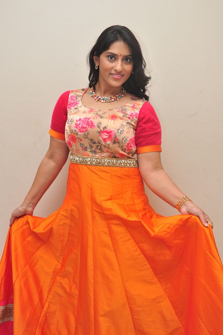 Sri sudha hot photo shoot gallery
