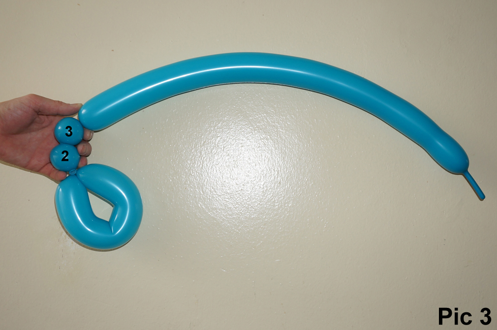 CLASSICAL: Music balloon notes