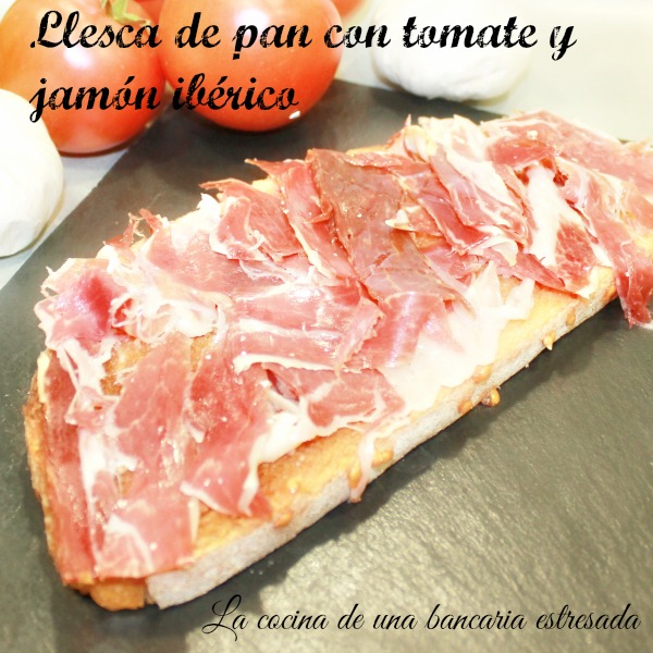 Pan con tomate y jamón ibérico, para mi una de las mejores cenas del ...