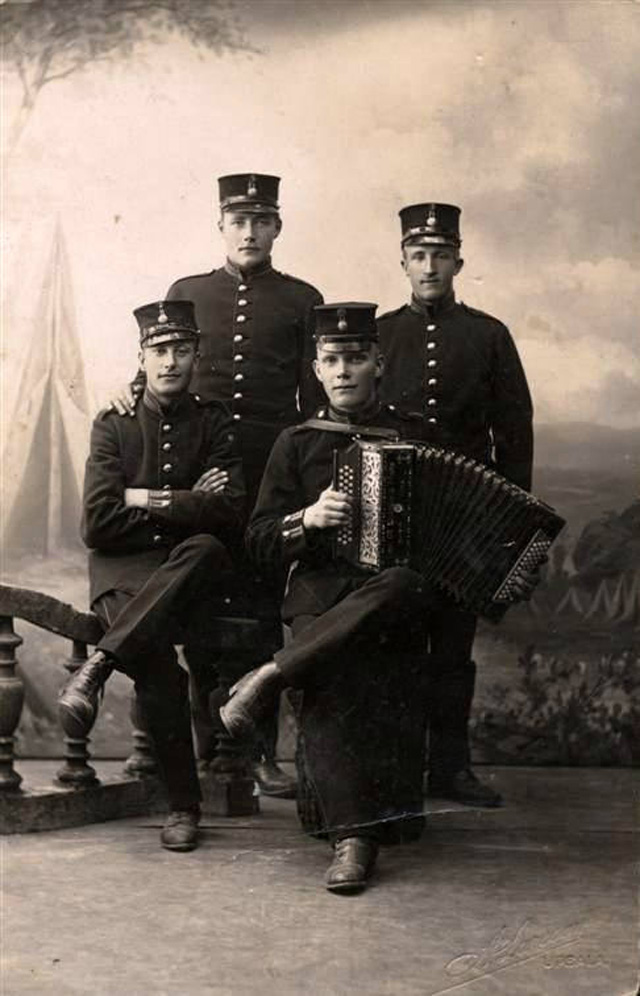 Musicians in Early Photography – 27 Rare Pictures Show Victorian and ...