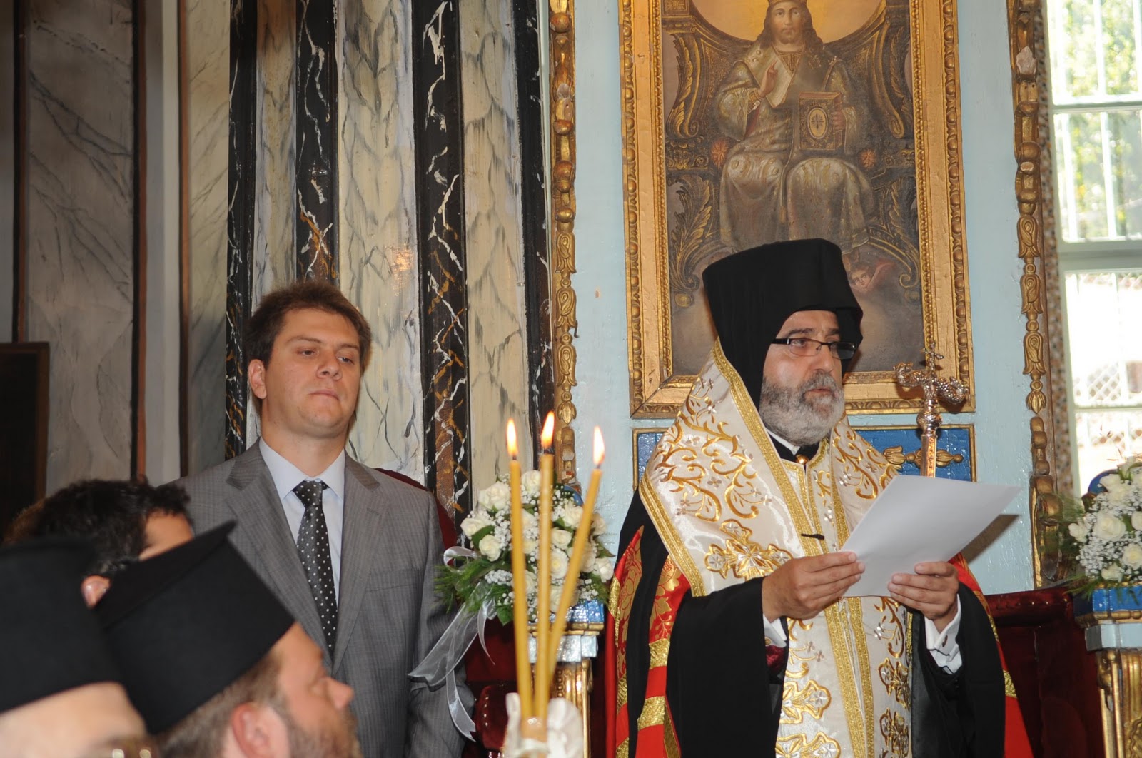 ΦΩΣ ΦΑΝΑΡΙΟΥ: Η ΕΝΘΡΟΝΙΣΗ ΤΟΥ ΓΕΡΟΝΤΟΣ ΔΕΡΚΩΝ ΑΠΟΣΤΟΛΟΥ