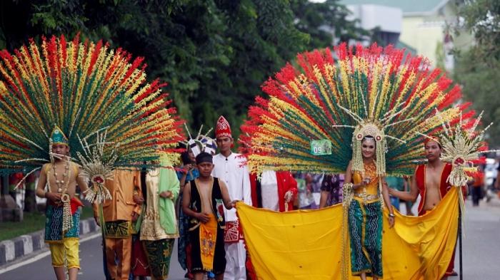 Kebudayaan Kalimantan Selatan - KalimantArt Borneo