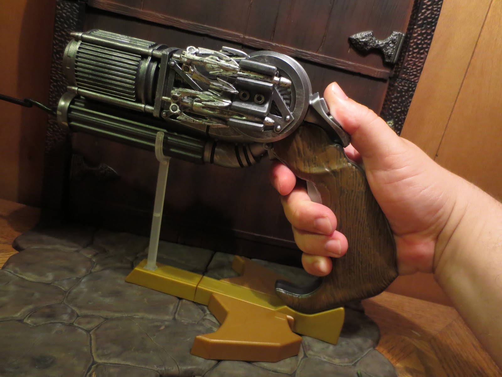 Action Figure Barbecue: Prop Replica Review: Batman's Grapnel Blaster ...