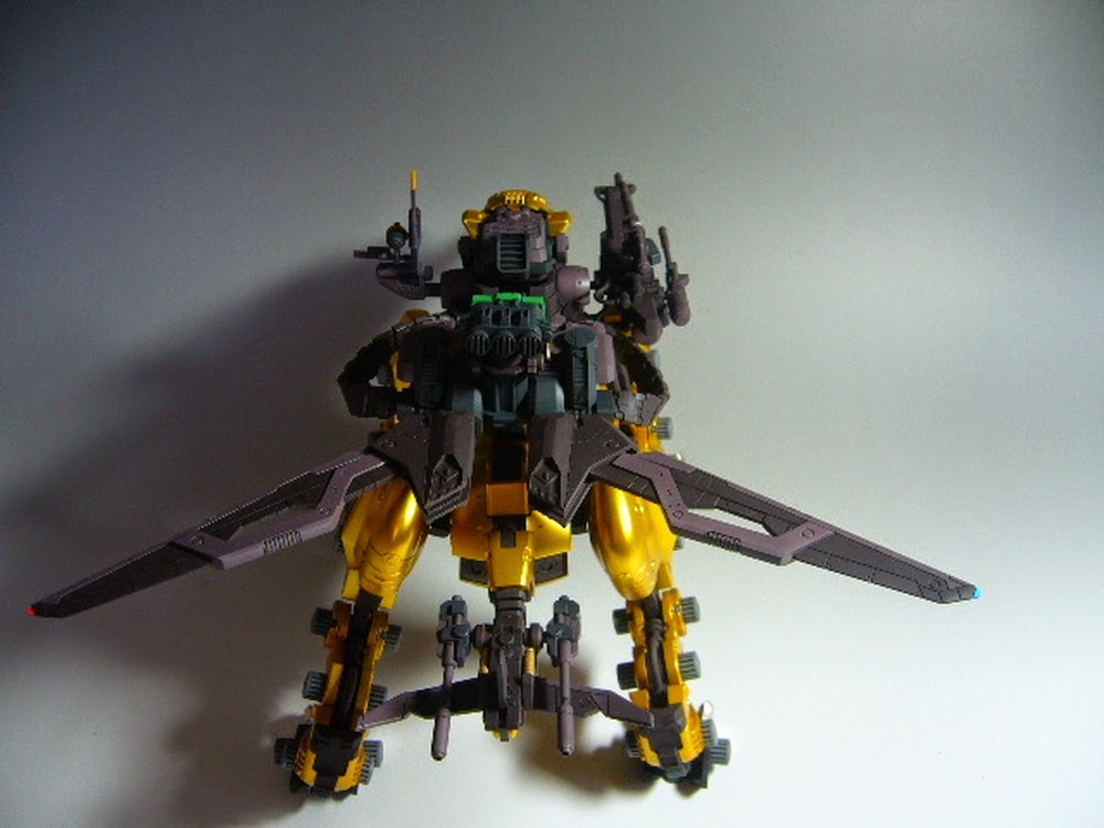 Painted Build: 1/72 Saber Tiger Gold