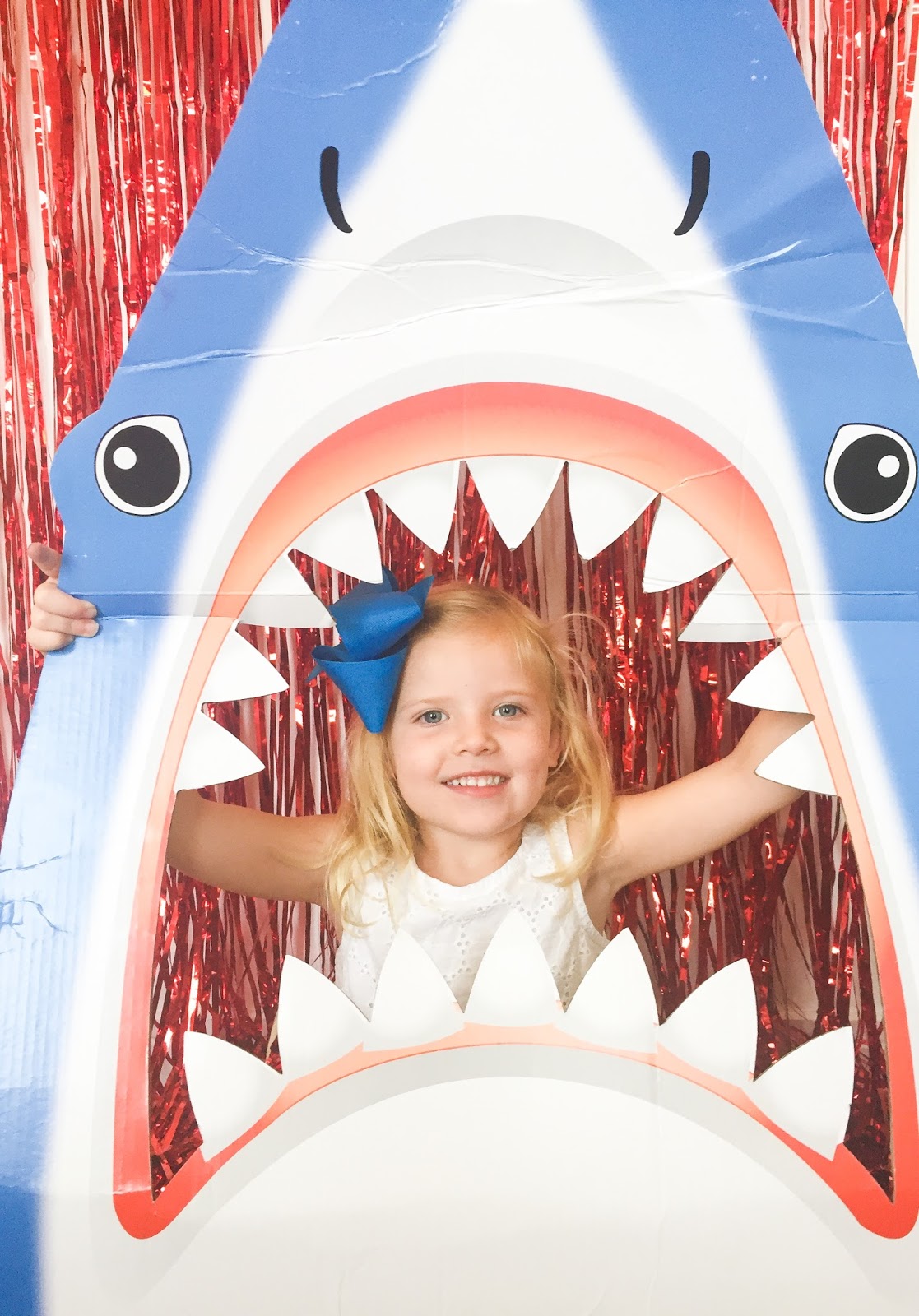 Magnolia Mamas : Shark Party