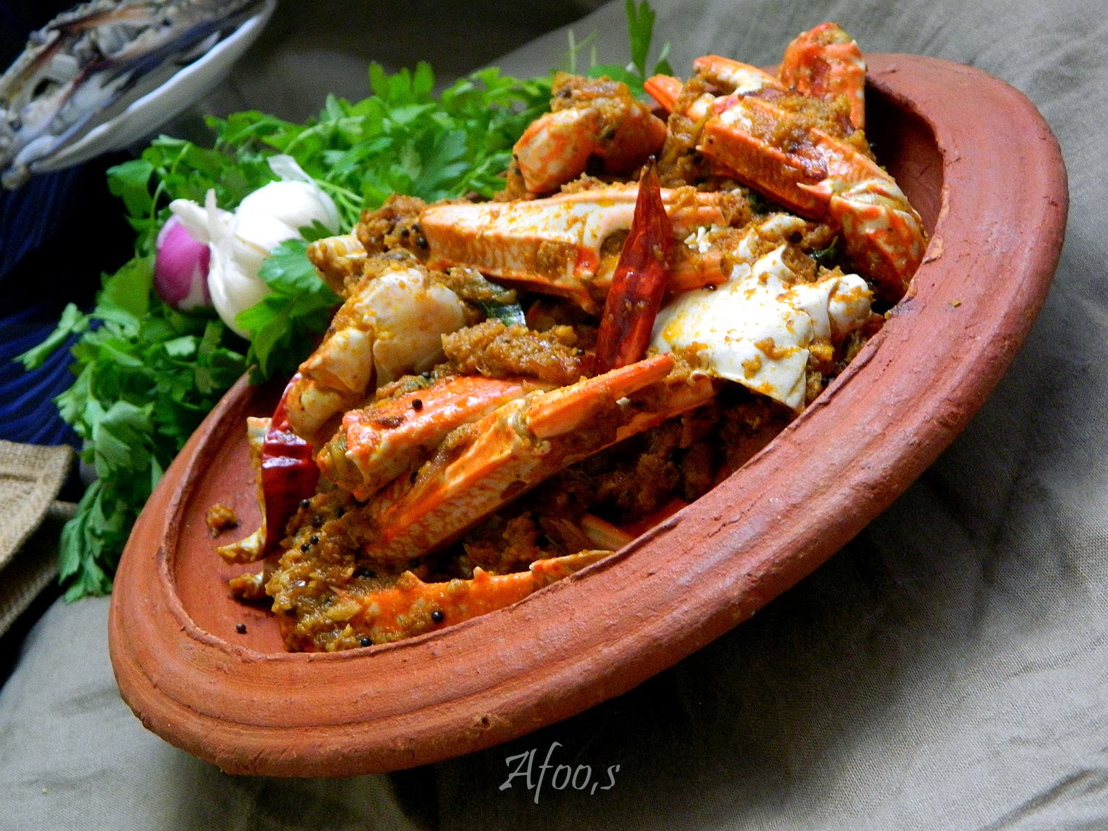 Kattoor Kafe: Varutharacha Crab Roast