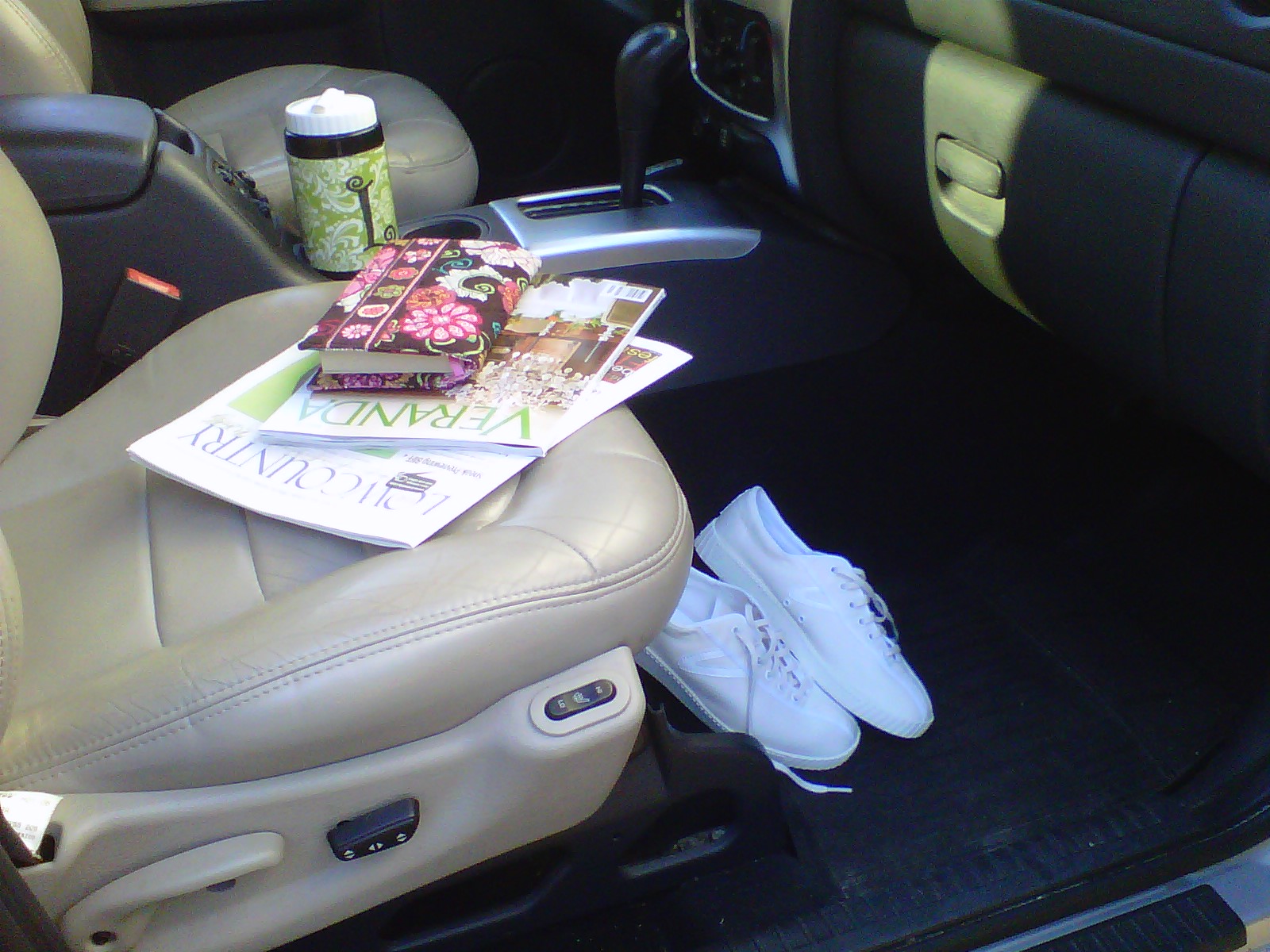 The Preppy Islander: February 2011