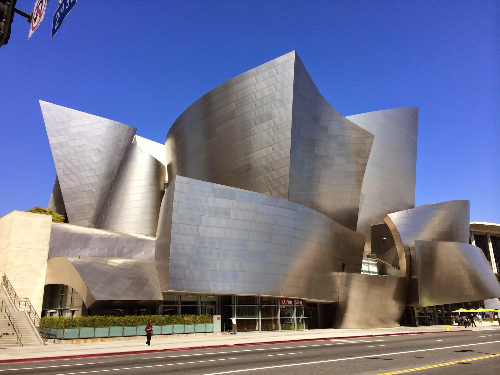 Dan Cirucci: LA's Surprisingly Intimate Architectural Icon