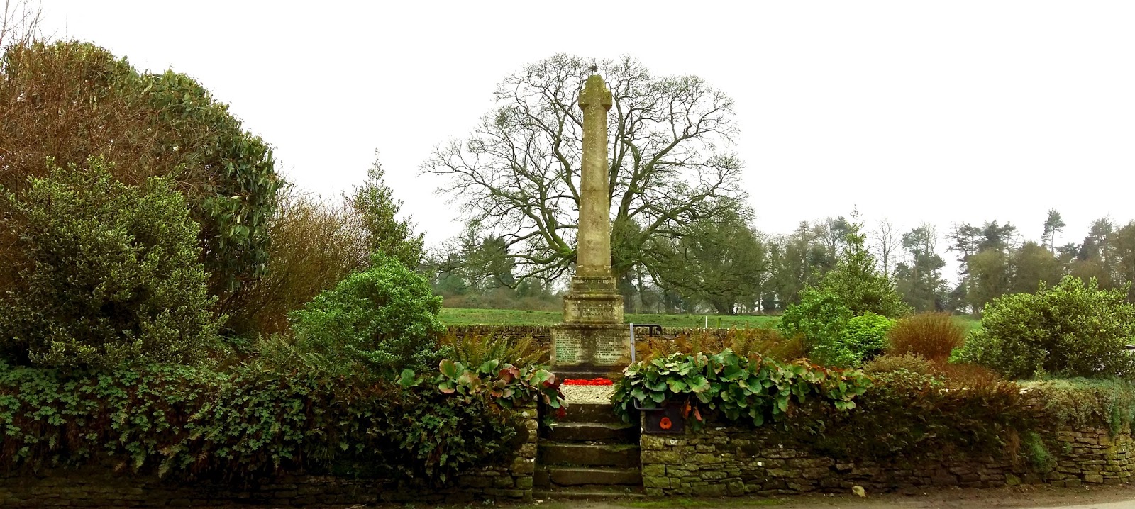 Cotswolds Travel: A Foggy Spring Round Miserden and Caudle Green