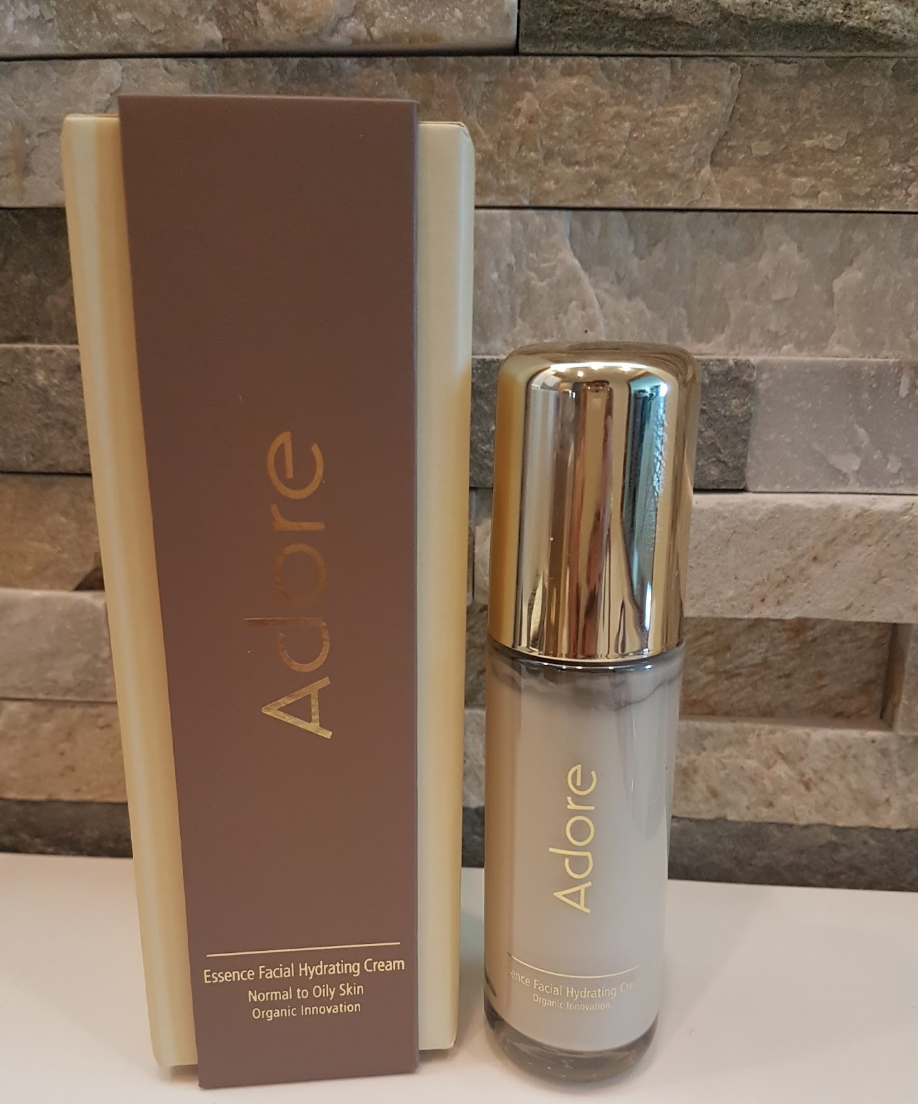 ...A Tale Of Two Sisters!: ADORE – CUIDADO DE LA PIEL