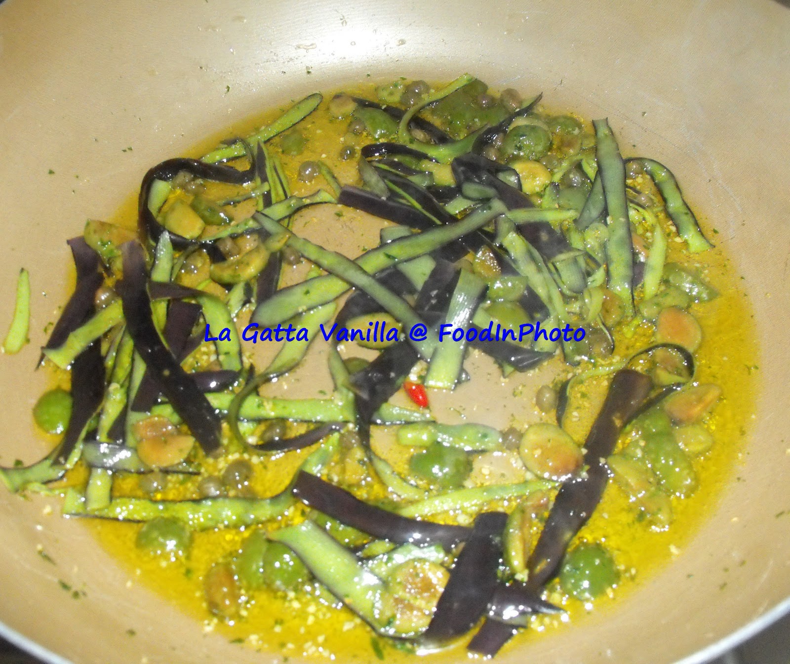 Foodinphoto: Spaghetti rustici con pesto di melanzane