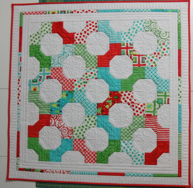 Bitten by...: Holly Jolly...