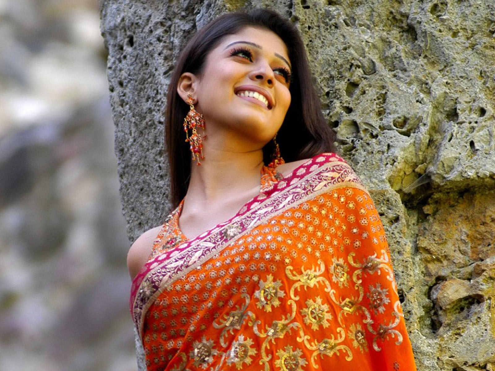more pics2014: Nayanthara HD WallPapers - WALL PC