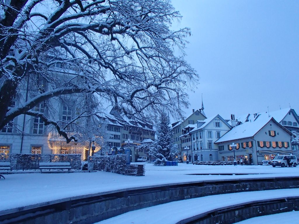 Vis ma vie en Suisse: Zoug