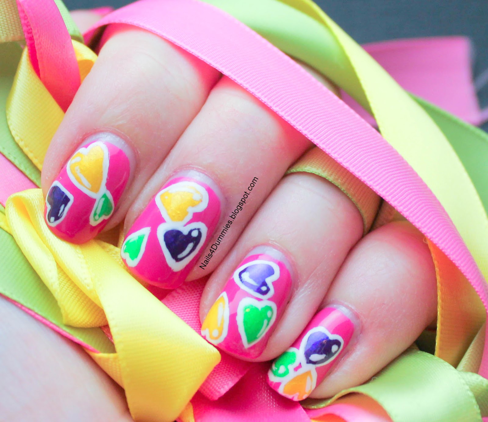 Nails 4 Dummies!: Random Hearts Mani