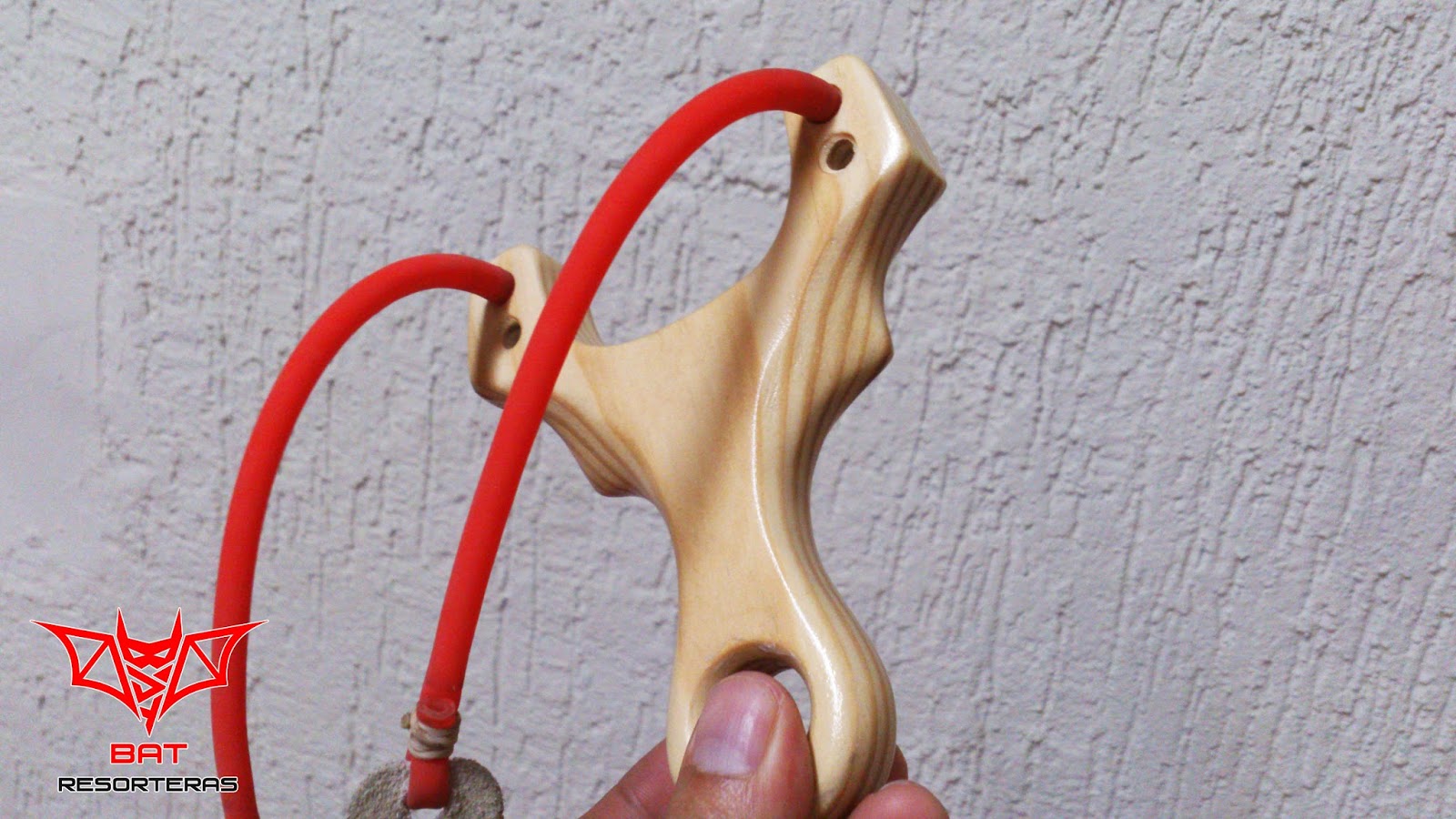 Resorteras BAT: Nace la resortera Batsling, primera generación