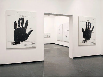 Sharnia King Design: MDDN314: Artist Presentation - Jenny Holzer