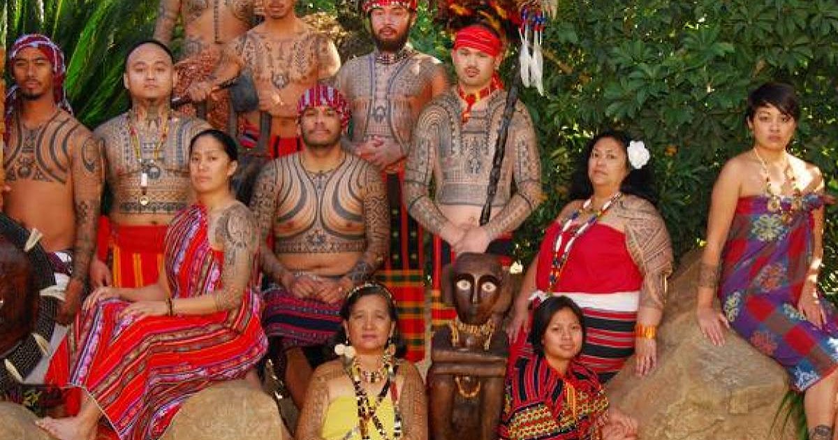 The Dying Art of Ancient Filipino Tribal Tattoos