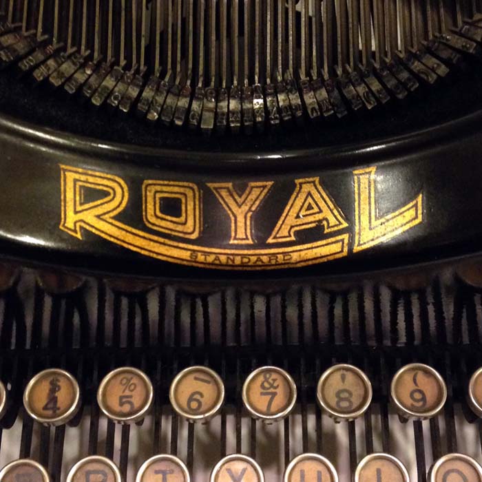 30 years of progress?/ /THE TYPEWRITER REVOLUTION