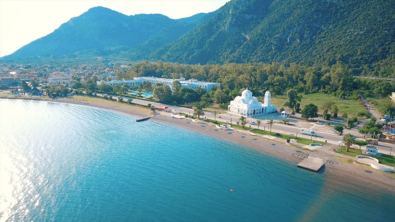 Δείτε τα γραφικά Καμένα Βούρλα μέσα από μοναδικές εναέριες λήψεις (video)